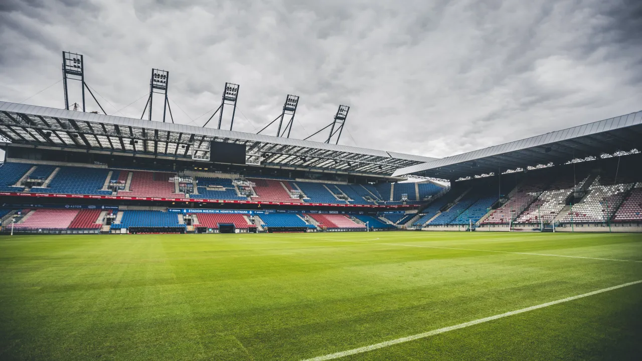 STADION IM. HENRYKA REYMANA | TS Wisła Kraków SA